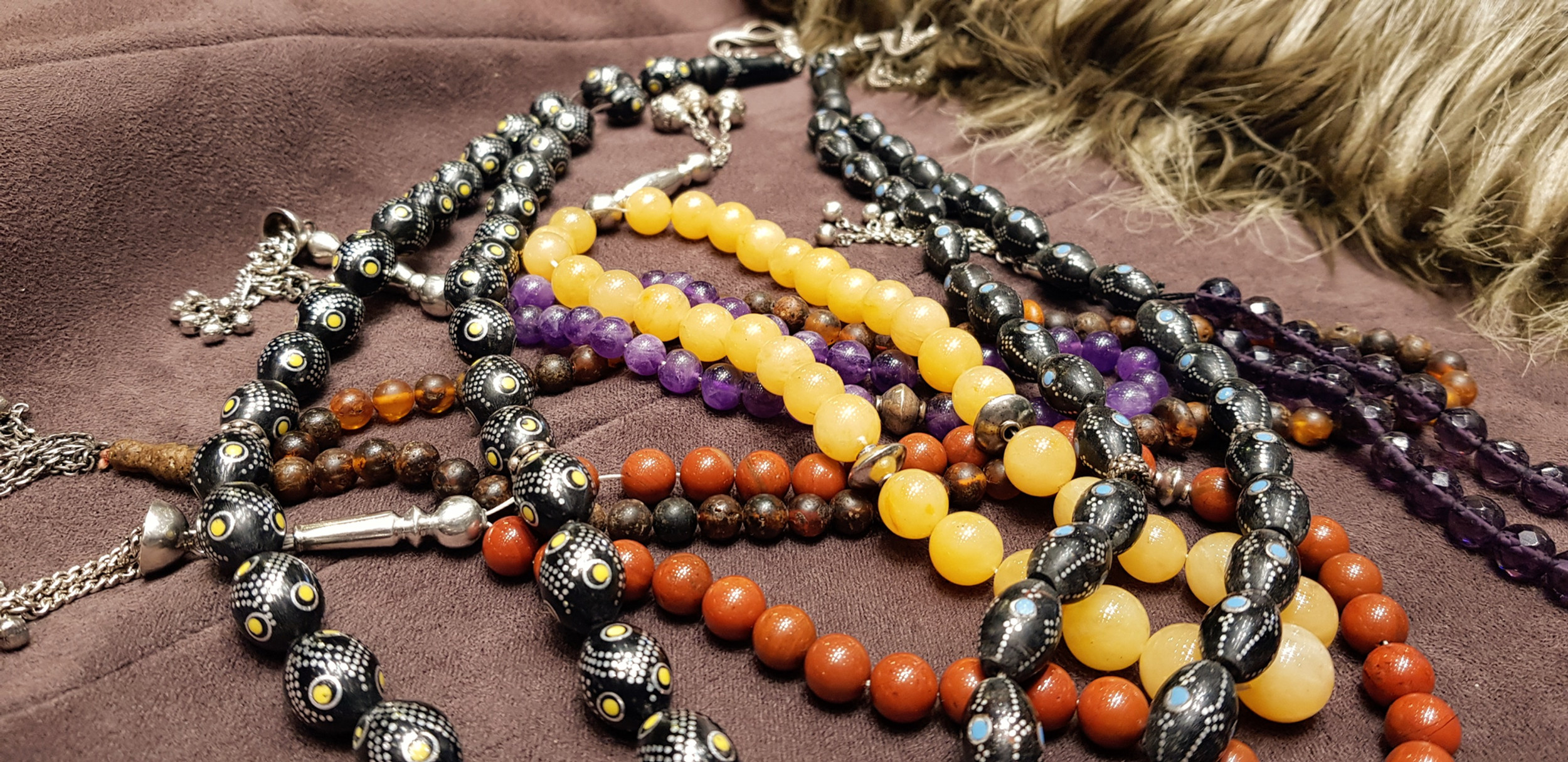 Contemplation and Spiritual Beads in Amman | KUZBAR JEWELLERY