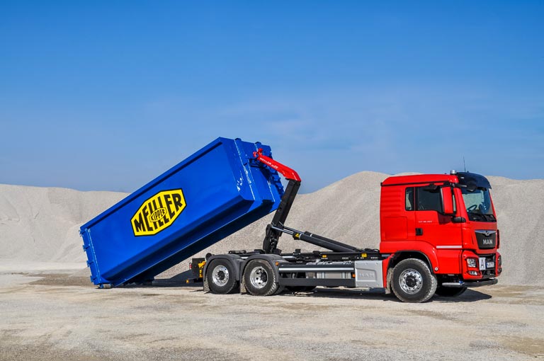 Meiller | Hívjon minket +36 28 546 400