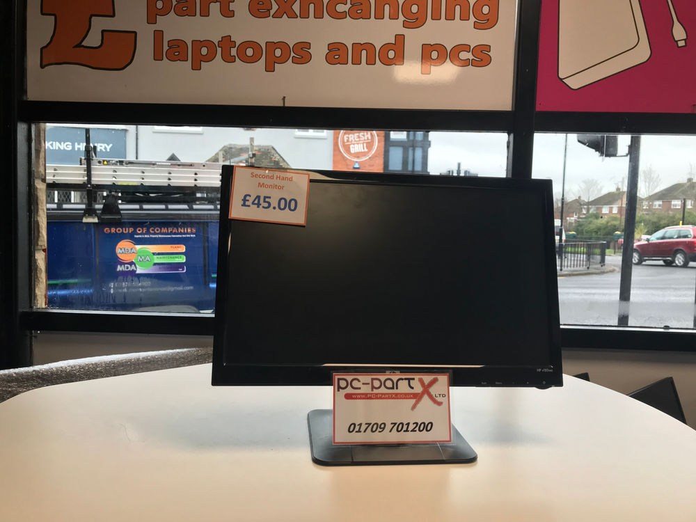 A wide range of second hand monitors