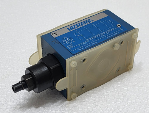 VICKERS DGMFN-3-Z-P2W-41 Flow Control Valve 870043 | Versatile Marine