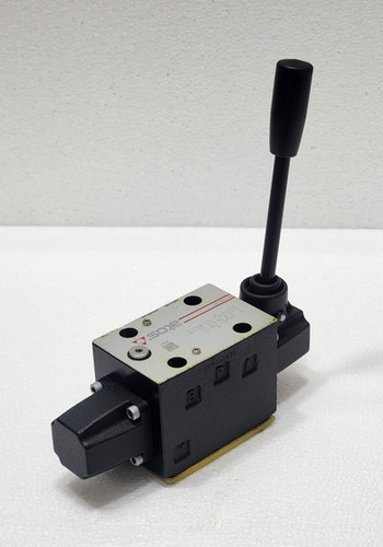 ATOS DK-1140 50 Directional Valve, 3 position, Hand Lever Operated ...