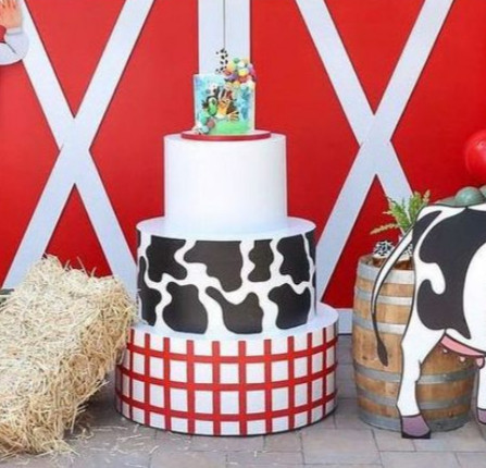 3 Tier Half Circle Stand 3ft Tall | Rent4Parties