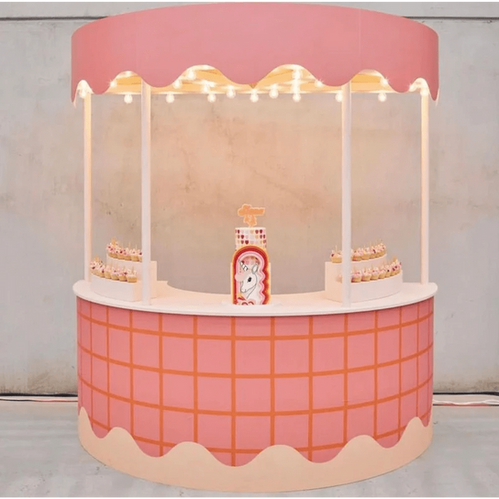 HALF CIRCLE CAROUSEL TREAT STAND | Rent4Parties