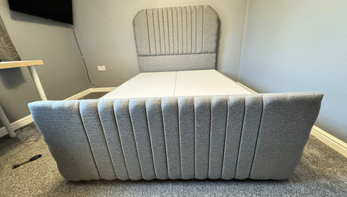 Single - Global design divan Ottomen with floor standing Hb and foot ...
