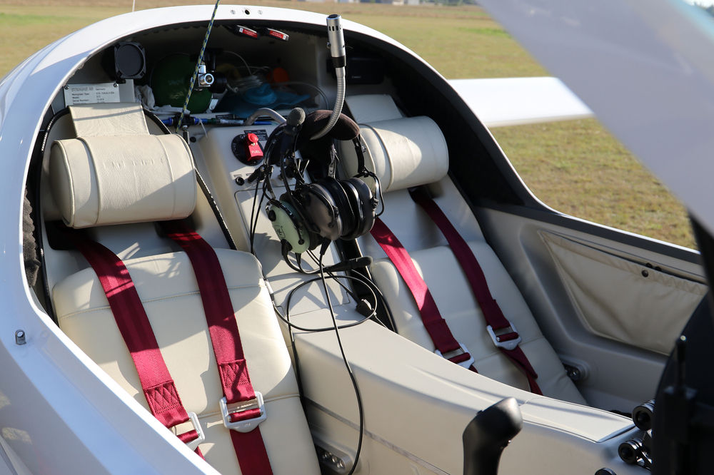 Stemme Twin Voyager S12 – A True Glider with no need for a Tow-plane