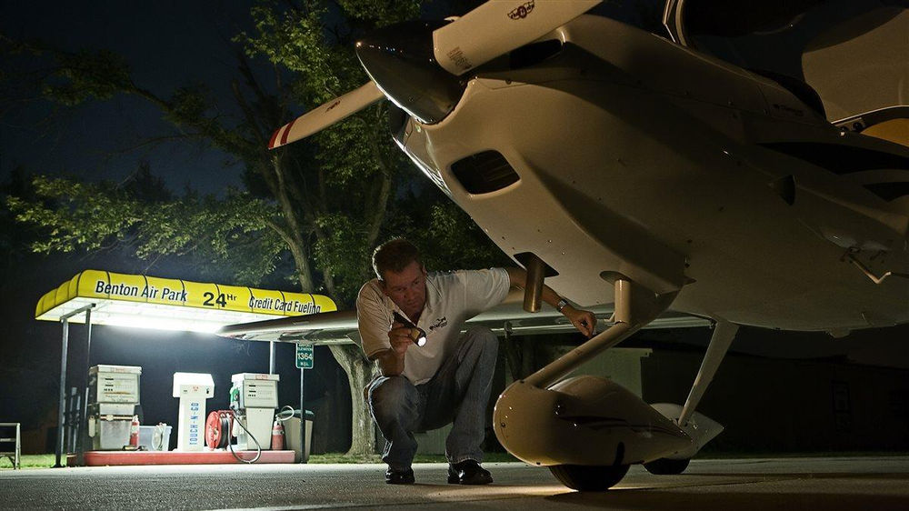 Night Flying – Know the Dangers