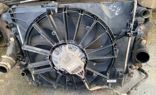 JAGUAR XF 2.2L DIESEL COOLING FAN ASSEMBLY C2D38736 | Eurojag Limited