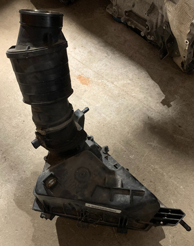 JAGUAR F-TYPE 2L PETROL AIRBOX JX539C662DA | Eurojag Limited