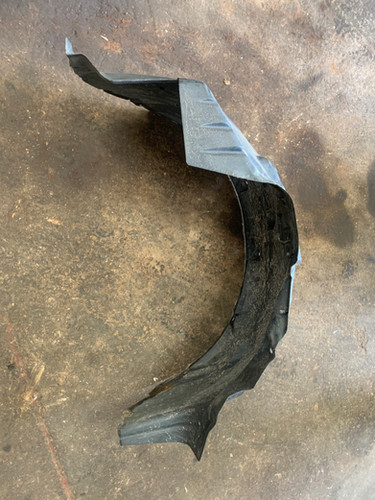 LANDROVER DISCOVERY 4 NSR ARCH LINER LR020471 | Eurojag Limited