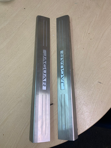 Jaguar F-Type X152 Pair of Illuminated Tread Plates | Eurojag Limited