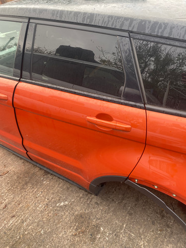 RANGE ROVER LANDROVER EVOQUE NSR/LHR DOOR IN FIRESAND ORANGE (EAT ...