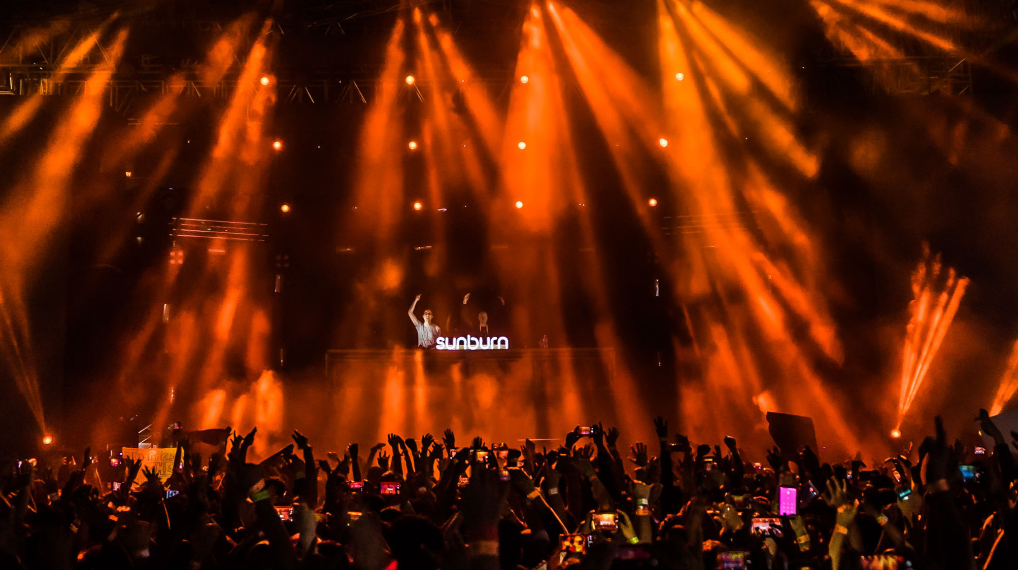 J Davis Prosound & Lighting | Rental company