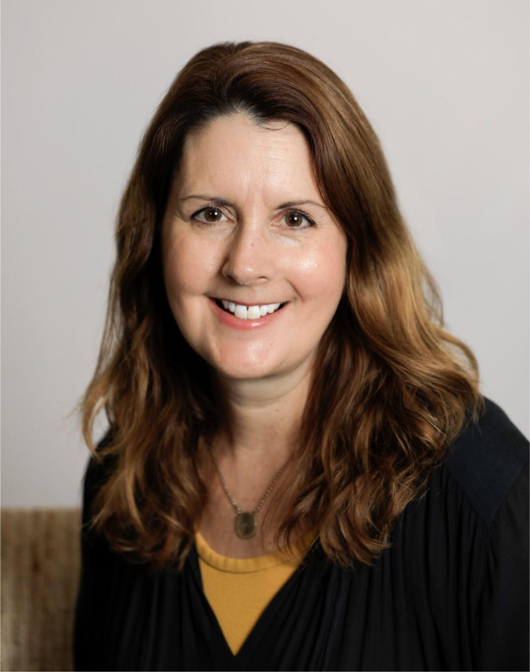 Lisa Binsfeld | ArizonaAuthors.org