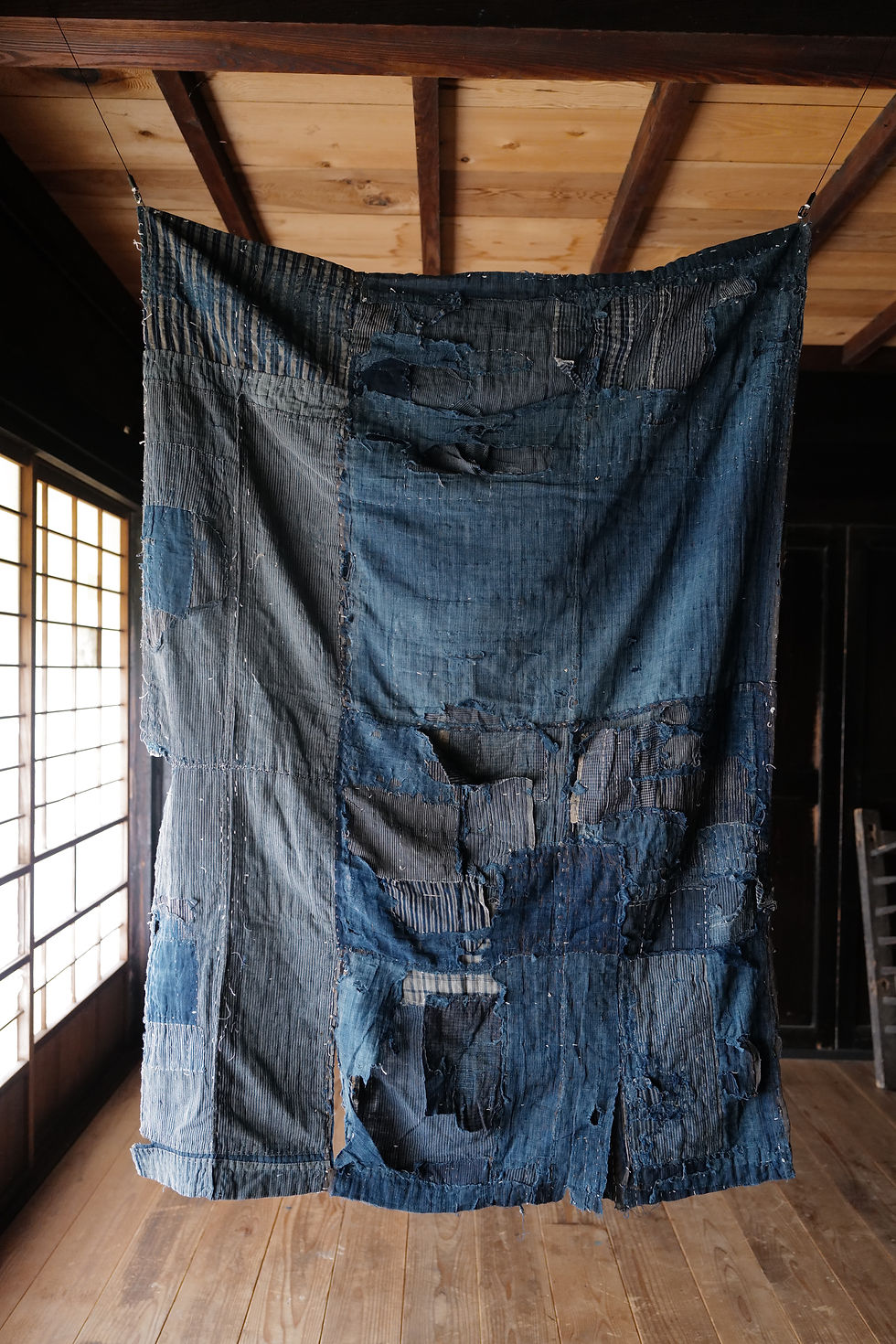 Japanese vintage sashiko stitched indigo BORO textile | oldindustrial-japan