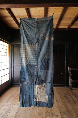 Japanese vintage sashiko stitched BORO textile | oldindustrial-japan