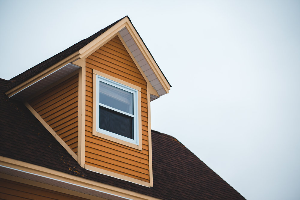 Does Cedar Siding Need To Be Treated? The Complete Guide To Treating ...