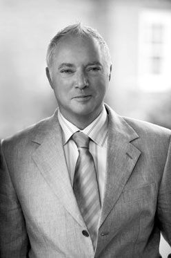 Arts, Paul Farrington