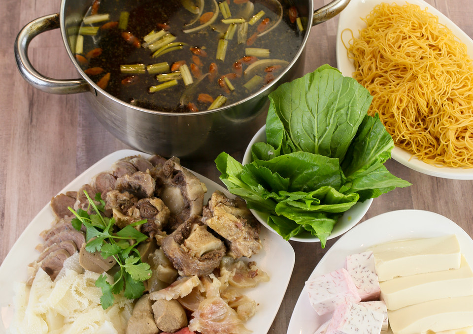 1_st gallery | Tasty House