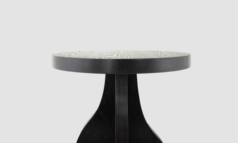 Vase Table | Bronsin Ablon