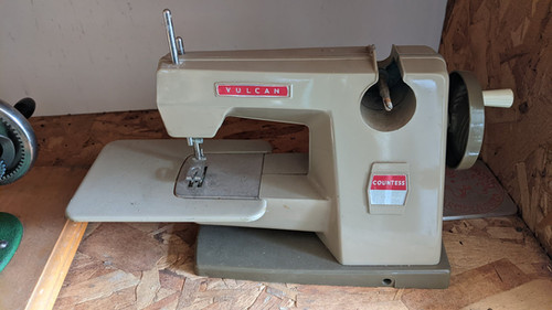 1960's Vulcan Countess | Sask Sewing Machines