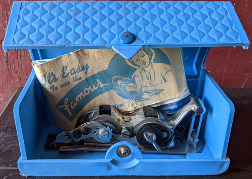 1950s Famous Buttonholer | Sask Sewing Machines