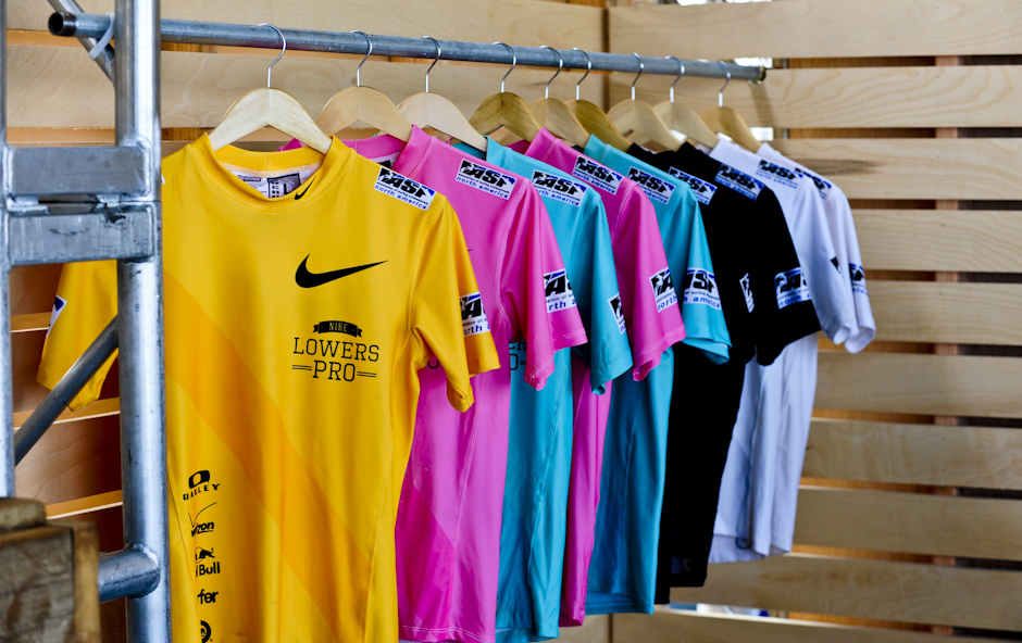 SURF JERSEY PROD | Hot Shoppe Designs