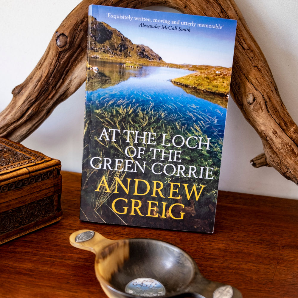 At The Loch Of The Green Corrie - Andrew Greig - Quercus 2010