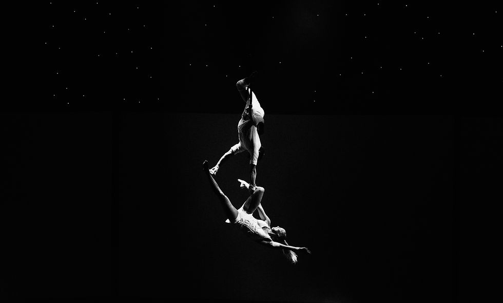 Bencha Theater | Acrobatic Loop Act