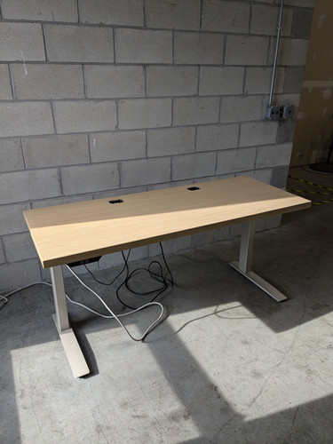 Knoll Sit to Stand Adjustable Electric Standing Desks | M&R Business