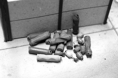 Scrap Gas Bottles - UNPAINTED - Pack of 10 - 1:76 OO Gauge Model ...