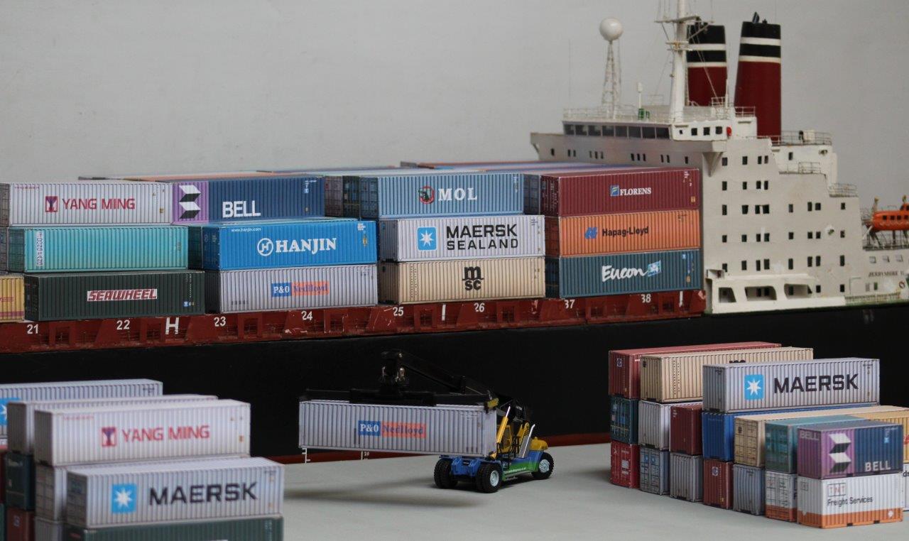 Card Containers | goodwoodscenics