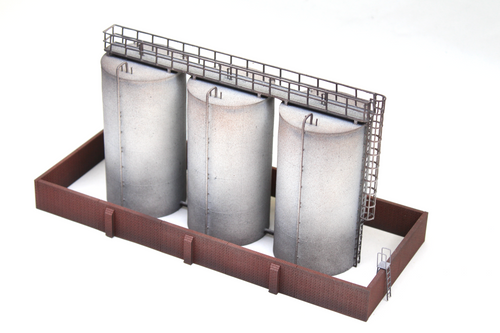 Gateshead TMD Tanks with 24mm Brick Bund - Set of 3 - OO - PAINTED ...