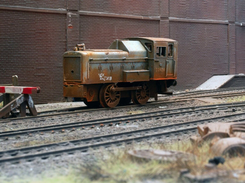 Scrap Class 04 Diesel Locomotive (M15) | goodwoodscenics