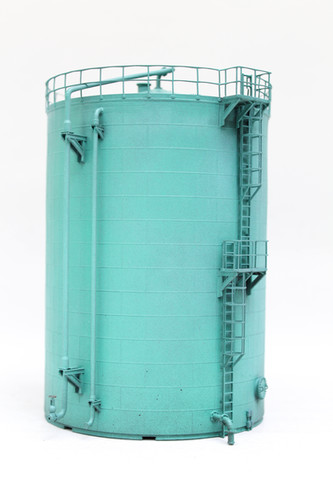 Large Oil Storage Tank with ladder 165mm - INDUSTRIAL GREEN 1:76 OO ...