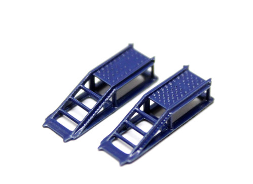 Blue Car Ramps - Pack of 2 - 1:76 OO Gauge Model Railway | goodwoodscenics