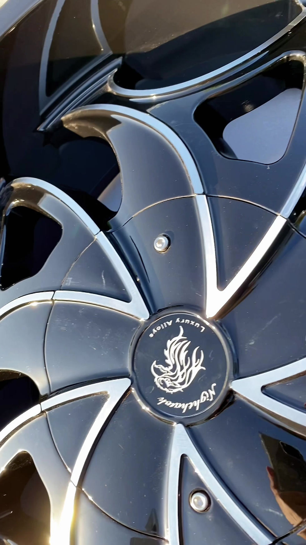 22" thru 28" Nighthawk by Flow Forming N831 - Black Machined | CA ...