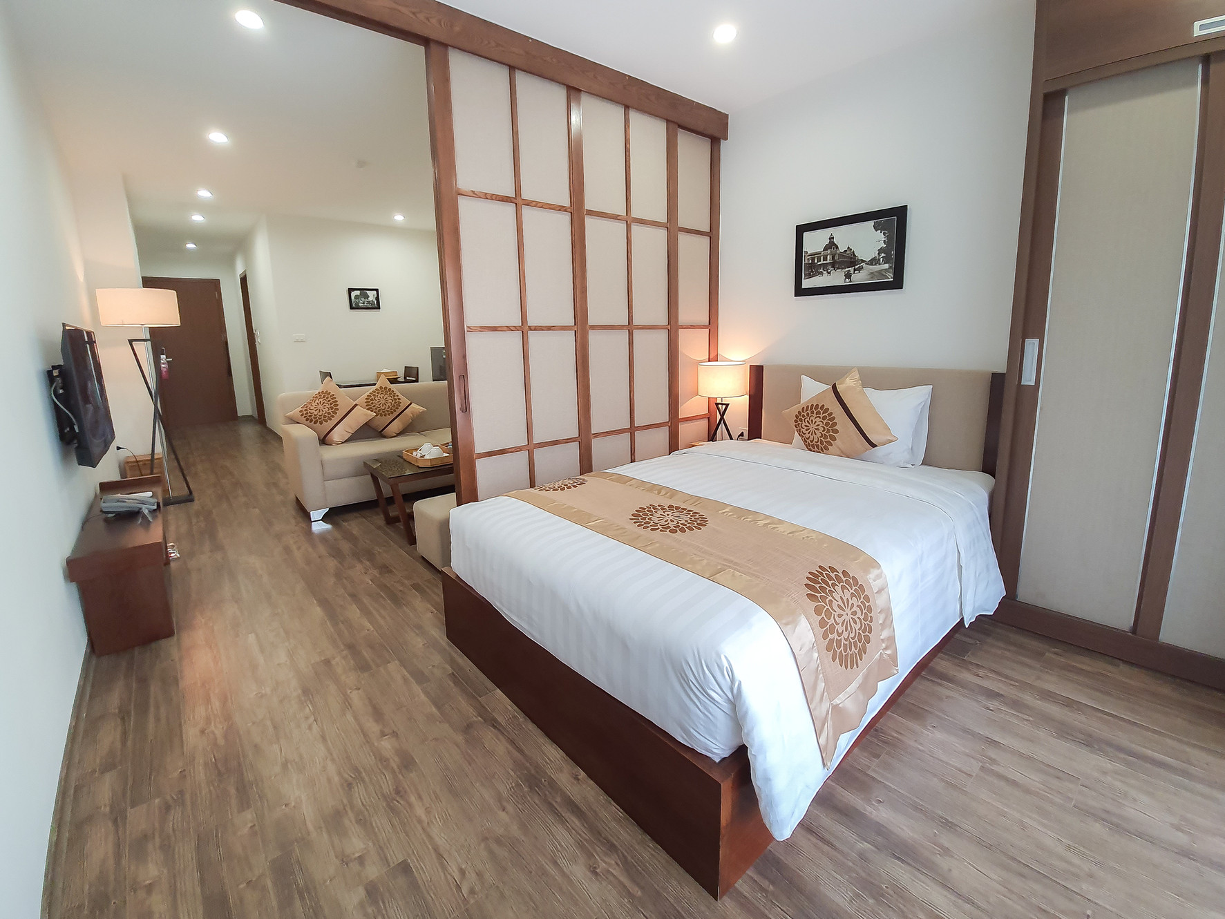 Reiwa Inn - Apartment | ハノイ ホテル レイワ | 53 Kim Ma Thuong St., Cong vi ...