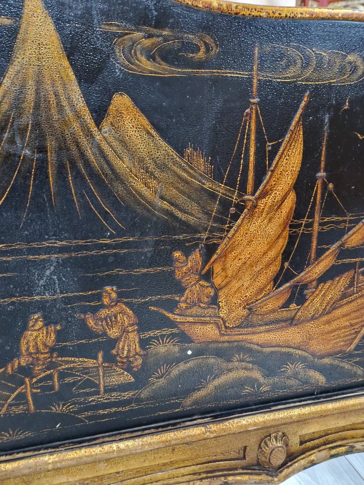 Antique Chinese Bed Rococo Style | Rocaille