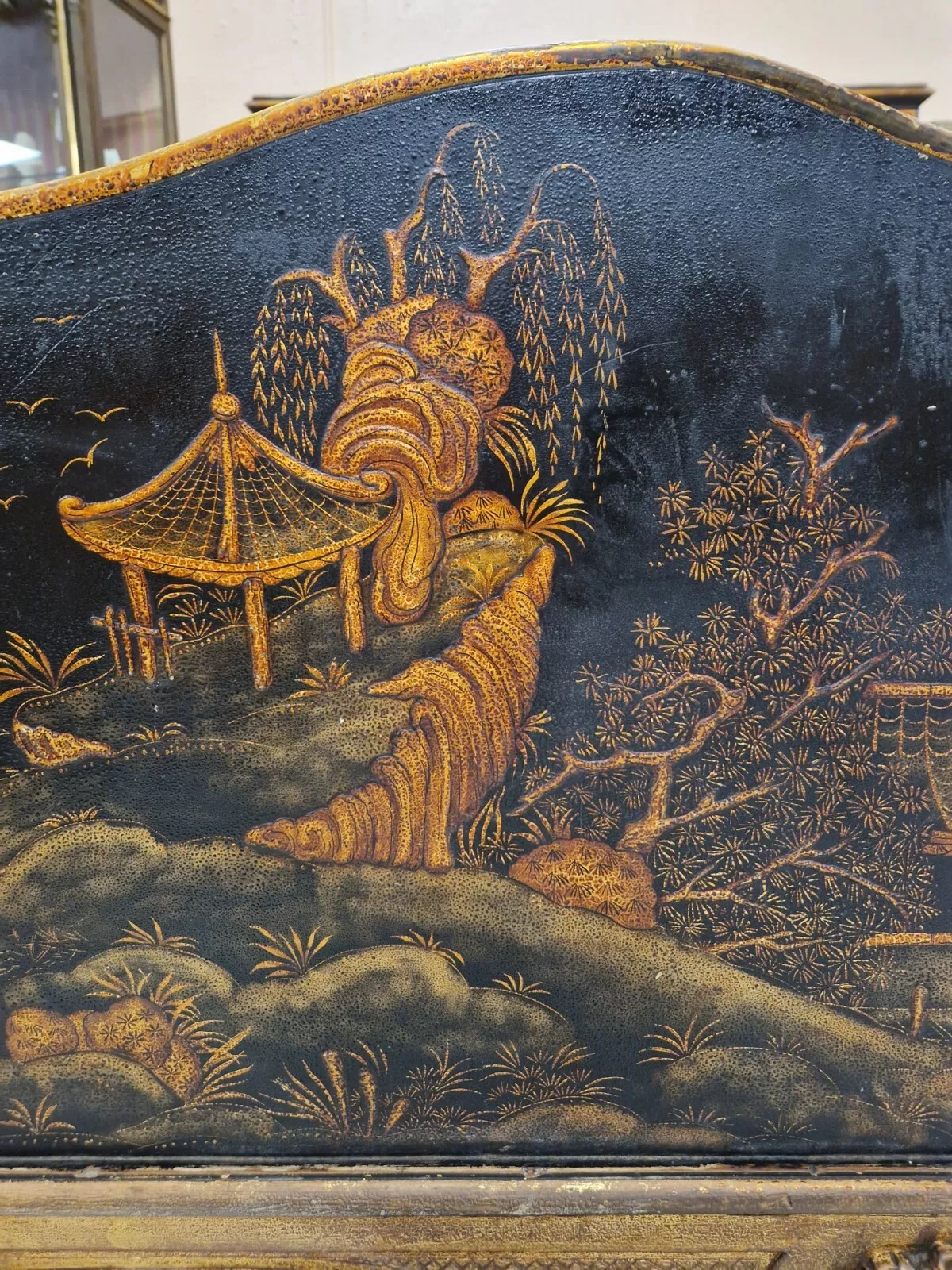 Antique Chinese Bed Rococo Style | Rocaille