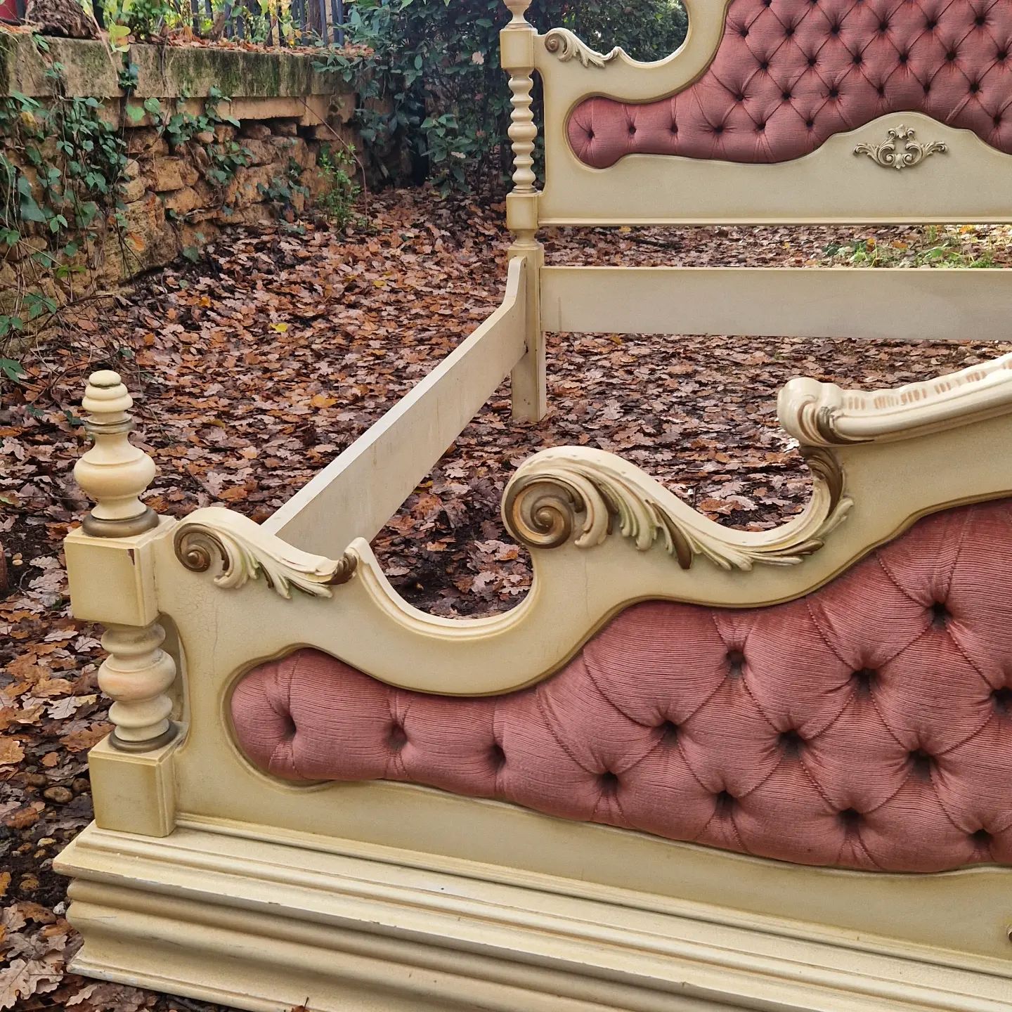 Fabulous Italian Venetian Bed | Rocaille