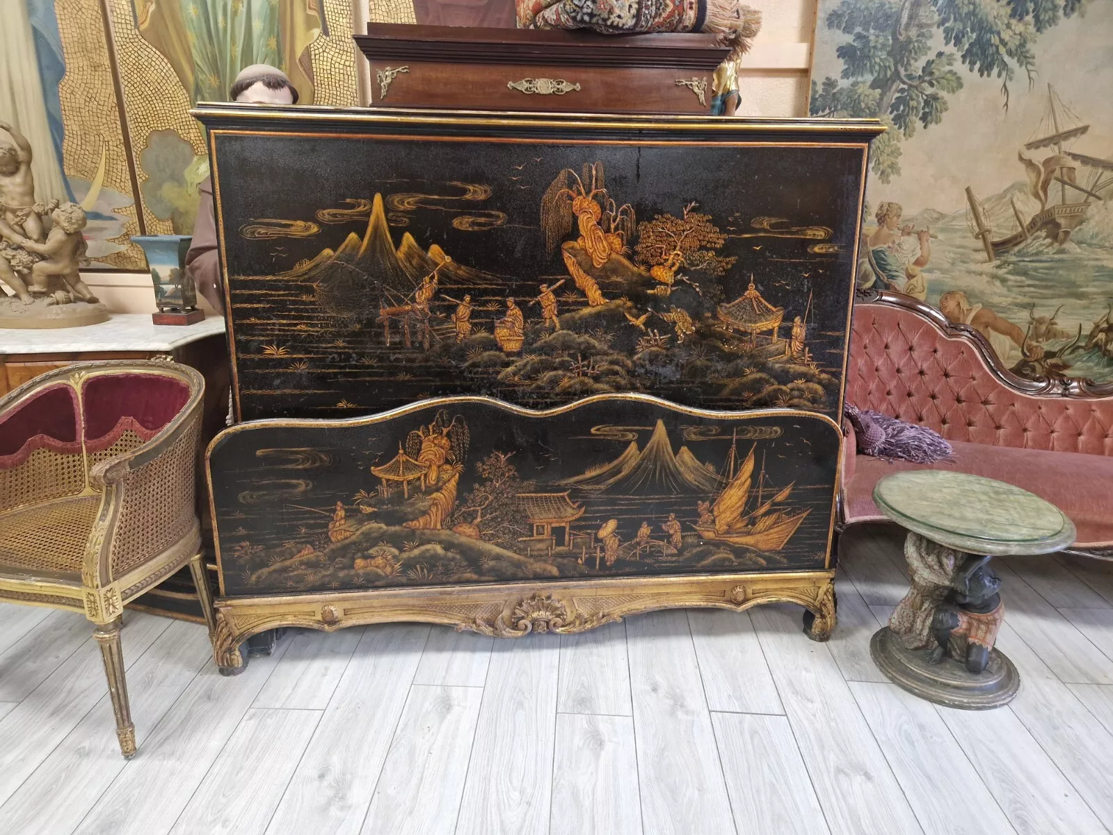 Antique Chinese Bed Rococo Style | Rocaille