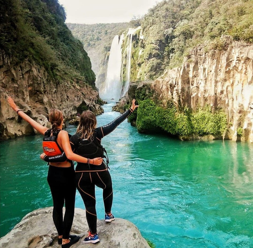 How to Visit the waterfall Tamul in the Huasteca Potosina, Mexico