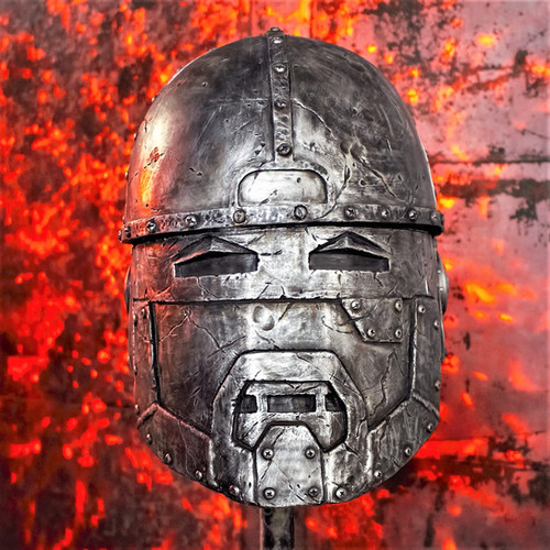 LIFE-SIZE, LIMITED EDITION IRON BOB HELMET | Robert Kurtzman MUFX