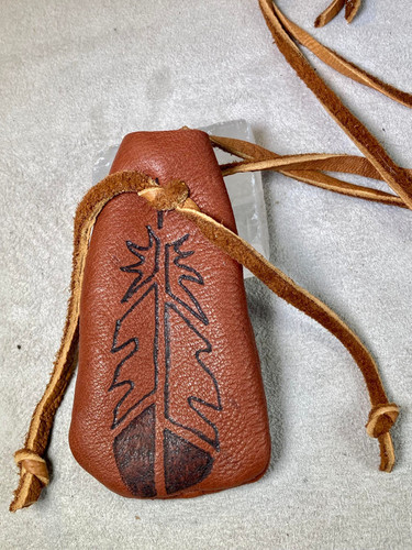 Handmade Leather Pouch with Feather Design | faemoonwolfdesigns