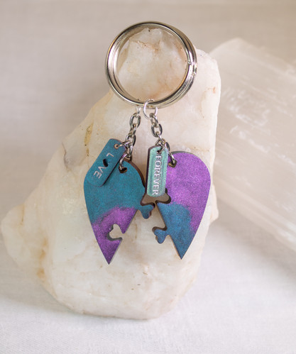 Resin Heart Keychain Set | faemoonwolfdesigns
