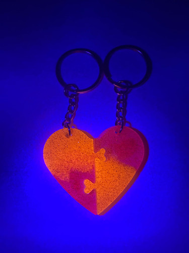 Handmade Two Piece Heart Keychain | faemoonwolfdesigns