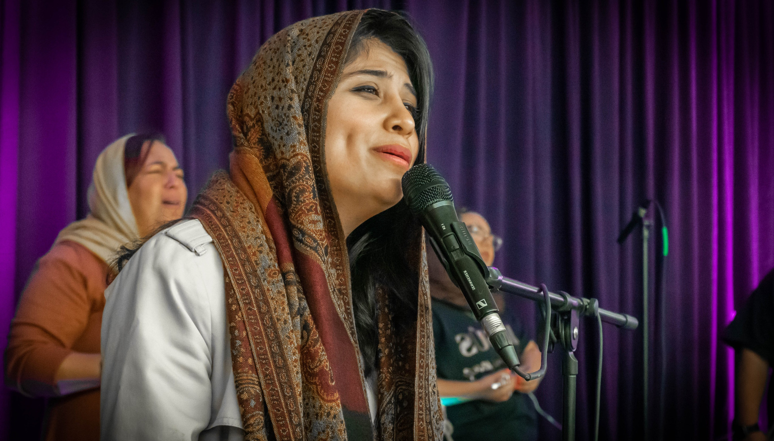 Cantante Cristiana | Genesis Campos - San Francisco CA