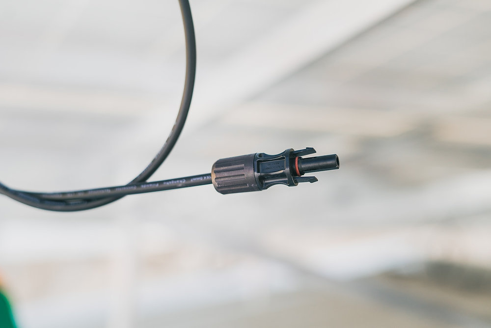 The Ultimate Guide to MC4 Connectors: Role, Assembly, and Installation ...