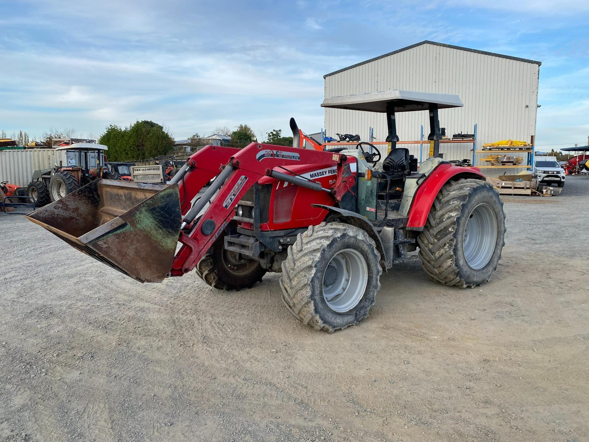 Massey Ferguson 5445 Loader