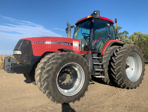 Case IH MX255